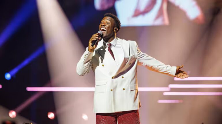 Claude heeft zichzelf herpakt – Radio Monique Internationaal